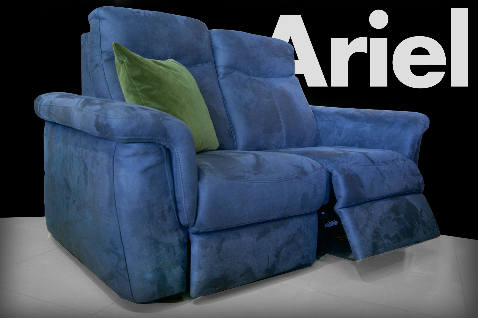 Ekskluzywna sofa Ariel z dwoma elektrycznymi Relaxami OUTLET